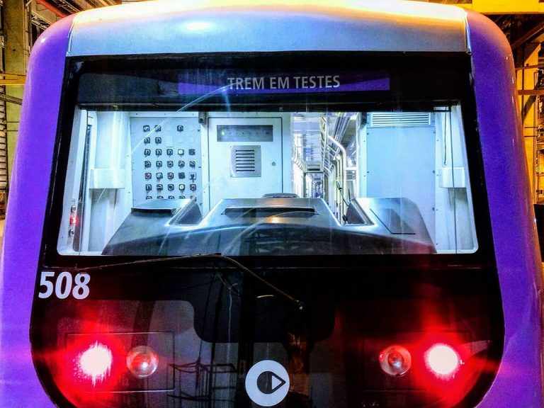 Metrô e Bombardier concluem modernização da antiga frota de trens da ...