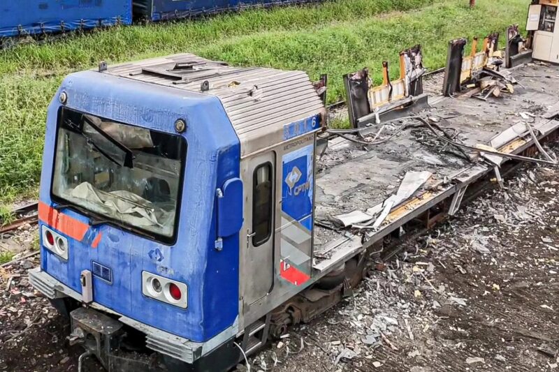 Trem da Série 3000 da CPTM começa a ser sucateado; veja imagens - Metrô ...