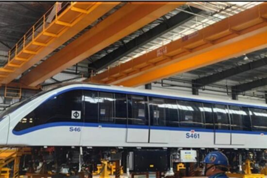 Último novo trem da Linha 15-Prata está perto de embarcar para o Brasil ...